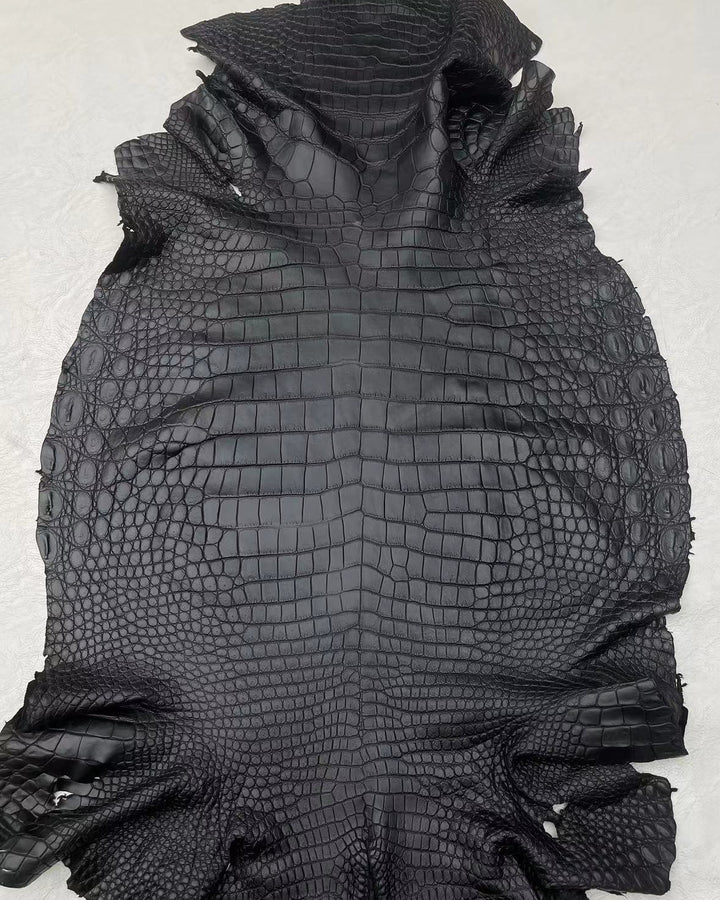 Alligator Skin: All You Need to Know – Sunny Exotic Leather Tannery