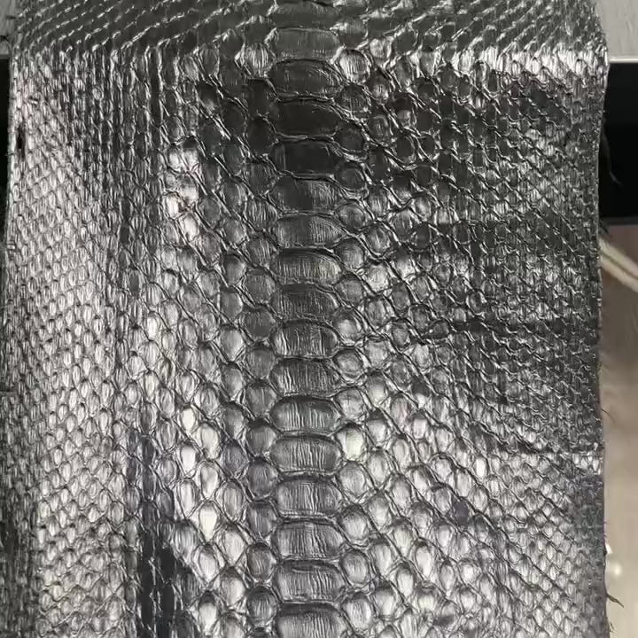 Black Finished Pythons – Sunny Exotic Leathers